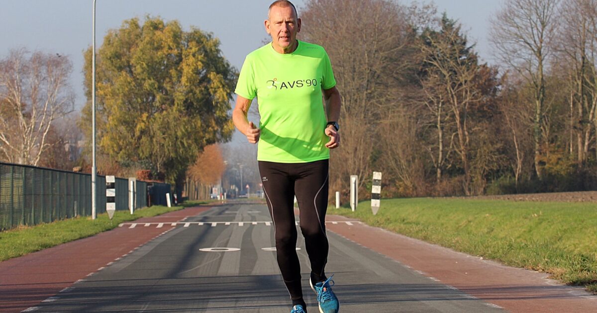 Hardlopen.nl - Doel behaald: Kees liep zijn 100e halve marathon
