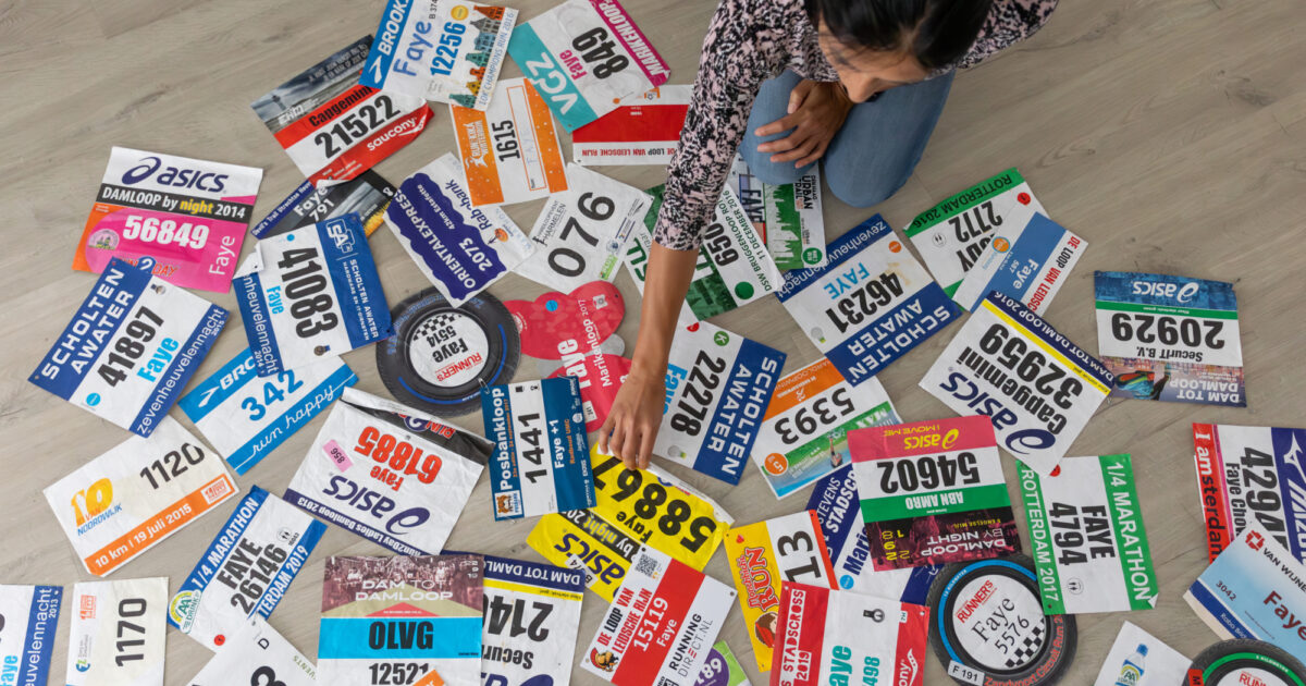Hardlopen.nl - Faye bewaart al haar startnummers